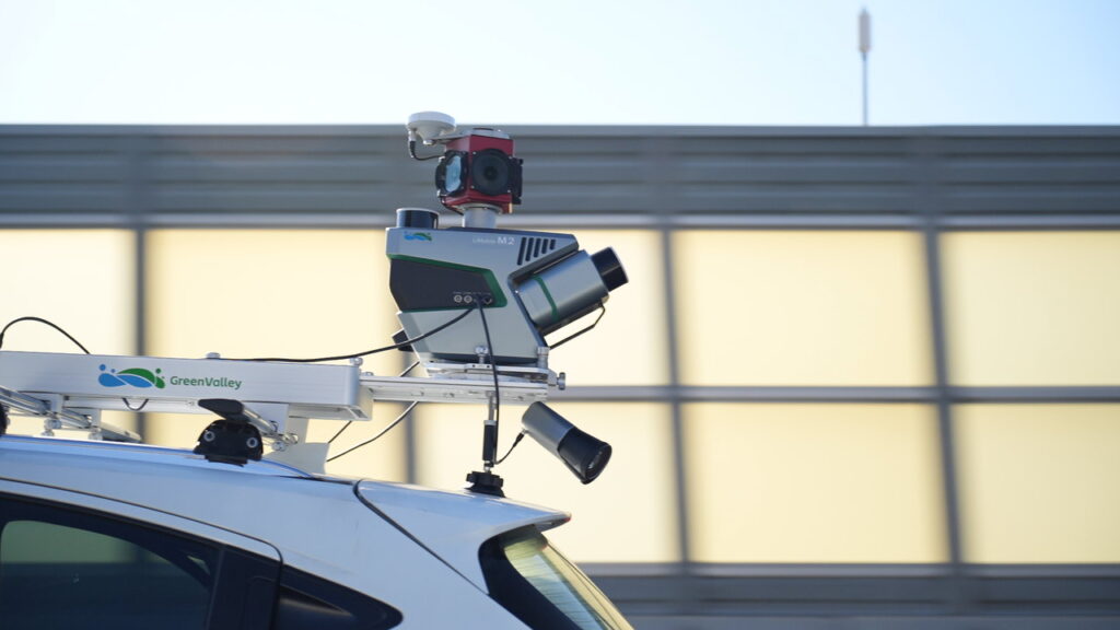 Mobile Vehicle-Mounted LiDAR Scanner - LiMobile M2- LiDAR Solutions ...